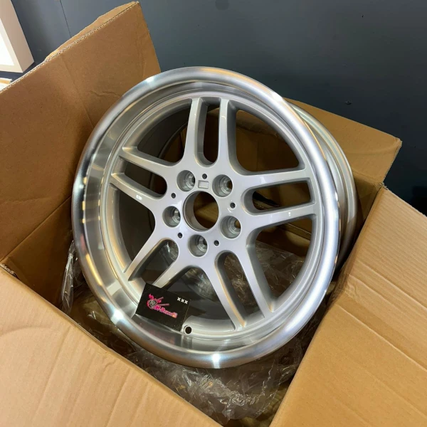 17 “ Staggered Parallel Wheels - M-Buildz